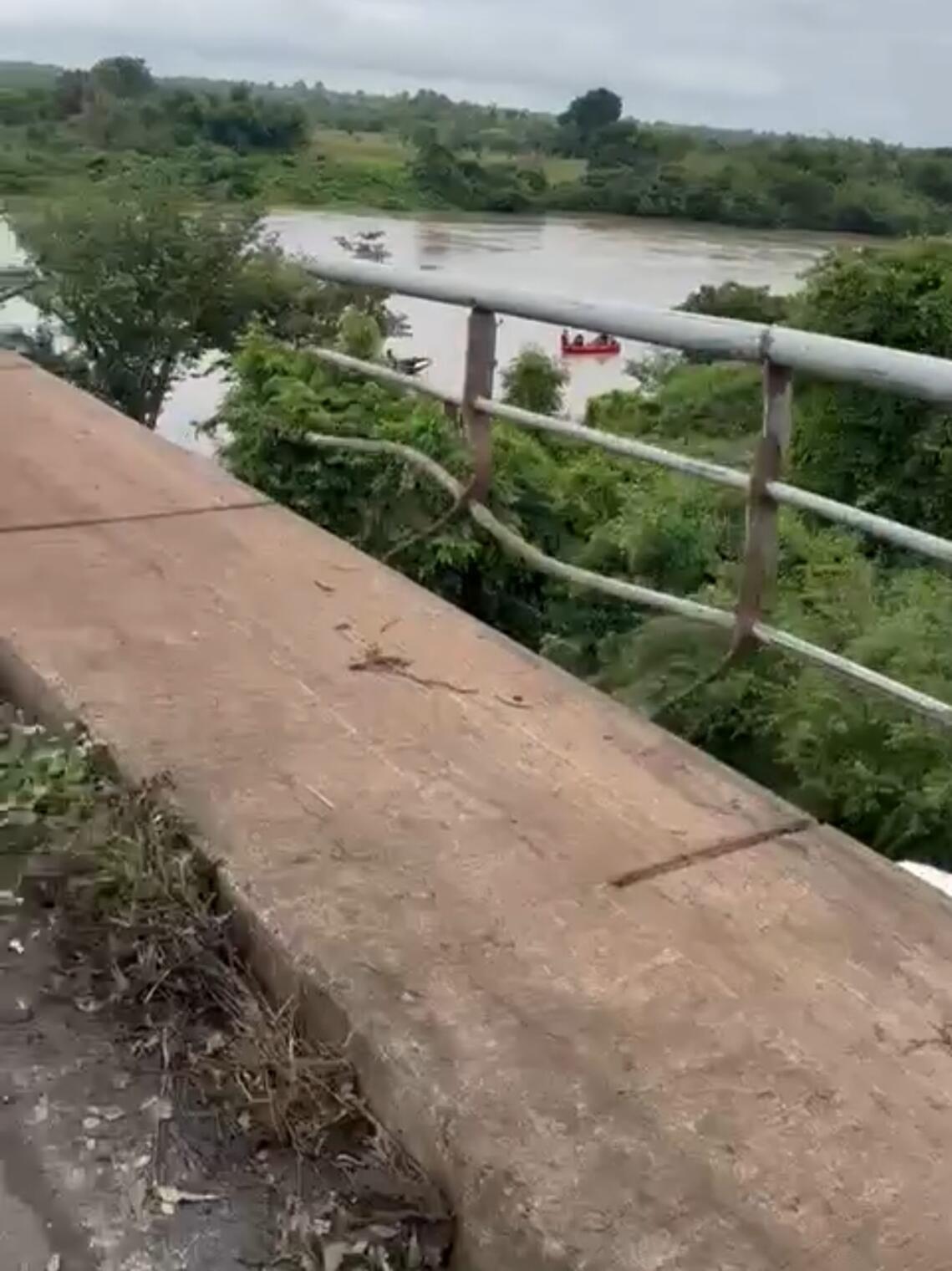 Bilan provisoire de l'accident du bus STM : 9 rescapés, 1 mort et 44 ...